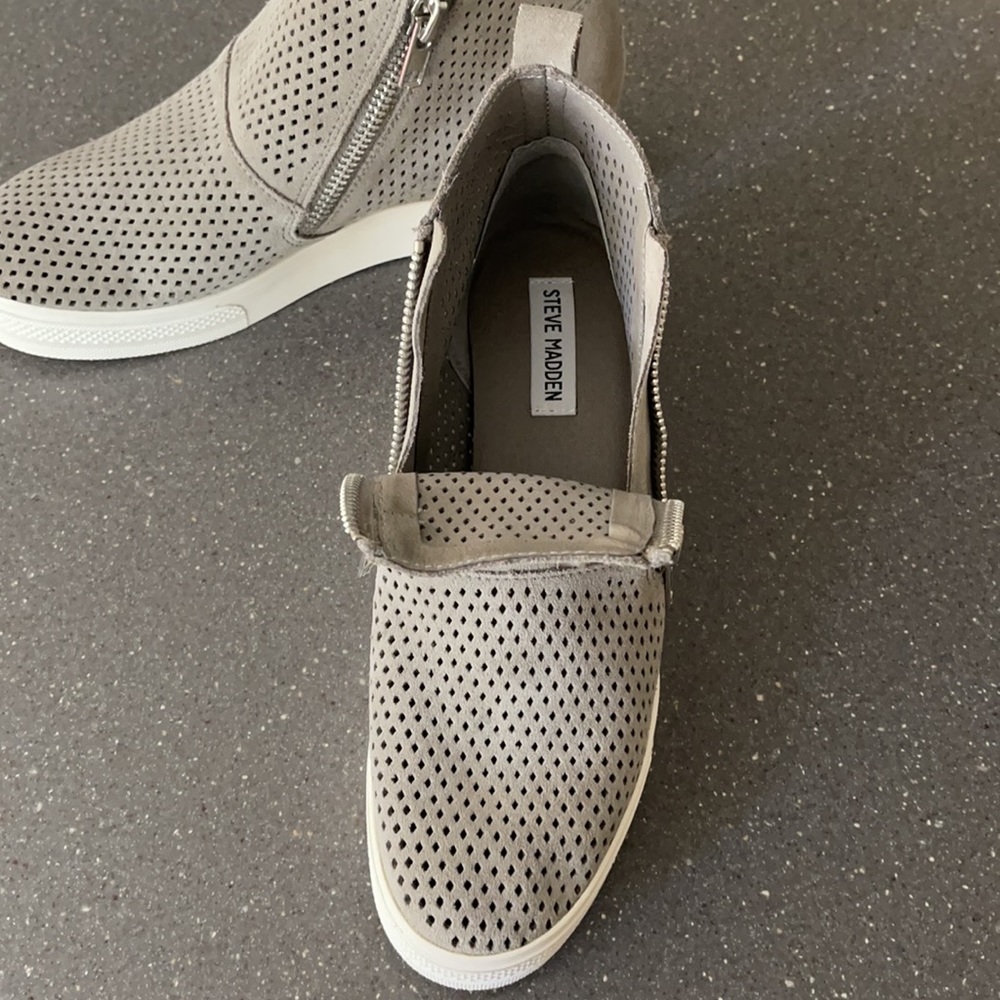 Steve Madden Gray Wedgie-Perforated Sneaker - Gem